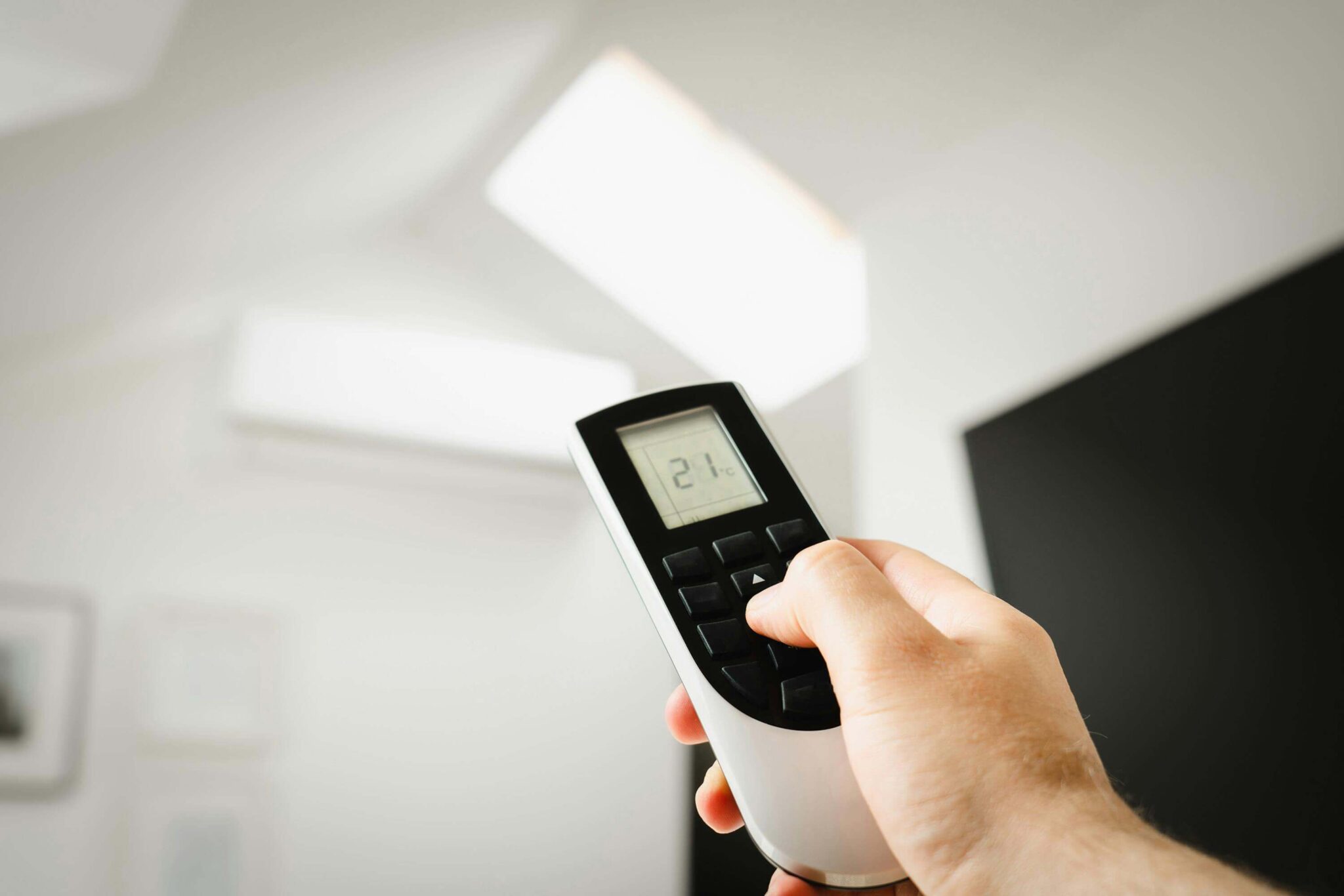 What Is the Ideal Room Temperature for Comfortable Living by Age ...